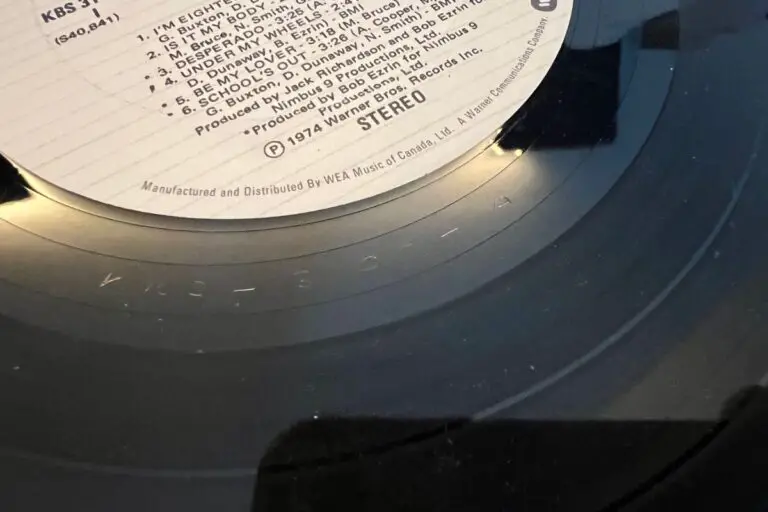 Spotting Fake Vinyl Records: A Comprehensive Guide to Authenticity ...